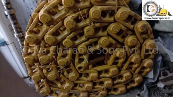 Track Link Assembly D50 - Daya Charan & Sons Pvt. Ltd.